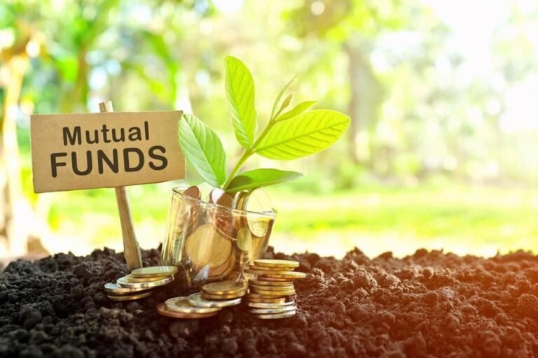 How Analysts Mislead Retail Investors - Market Insiders